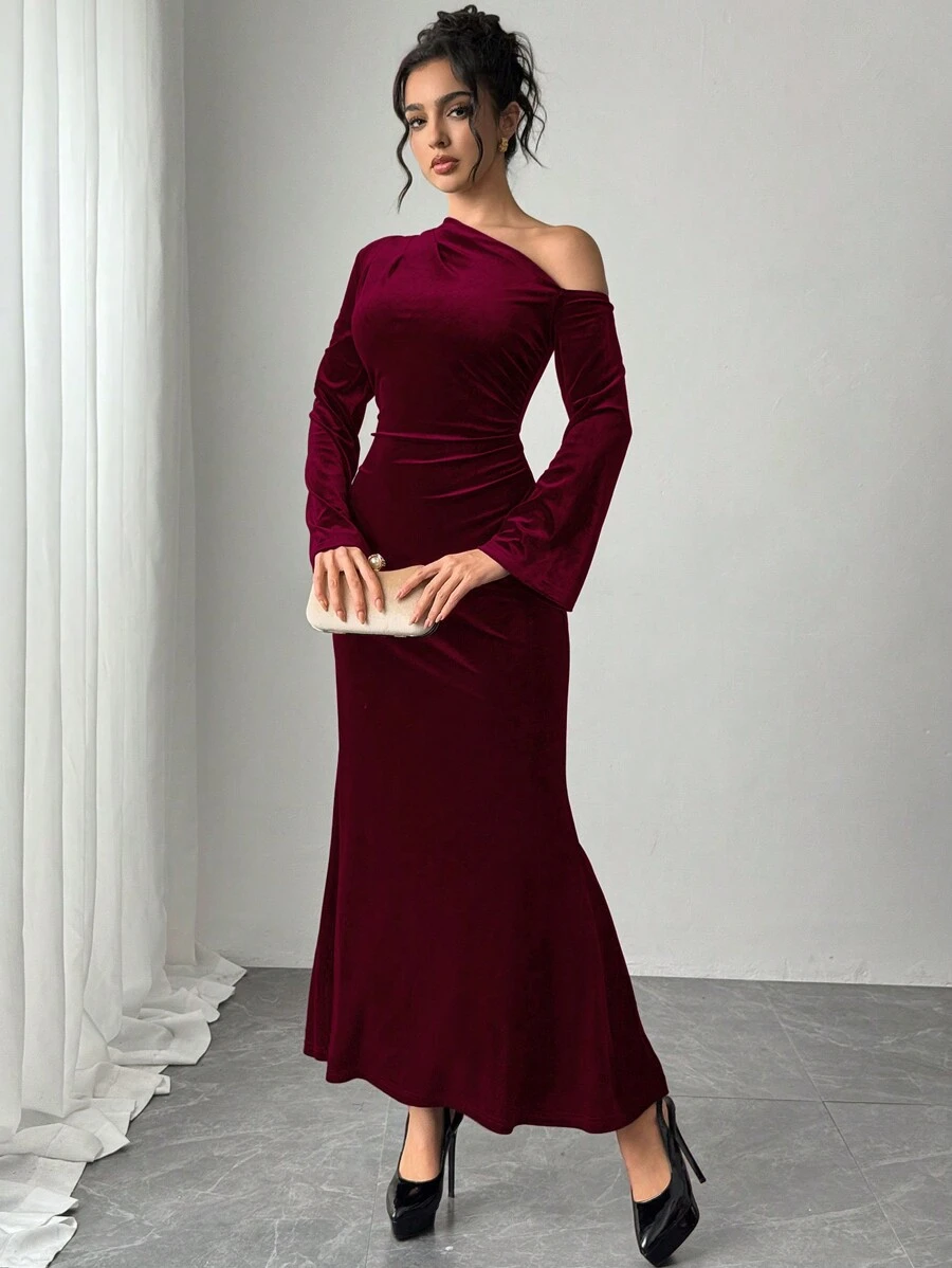 SHEIN Modely Dames effen kleur asymmetrische hals lange mouwen visstaartjurk, elegant | SHEIN ...