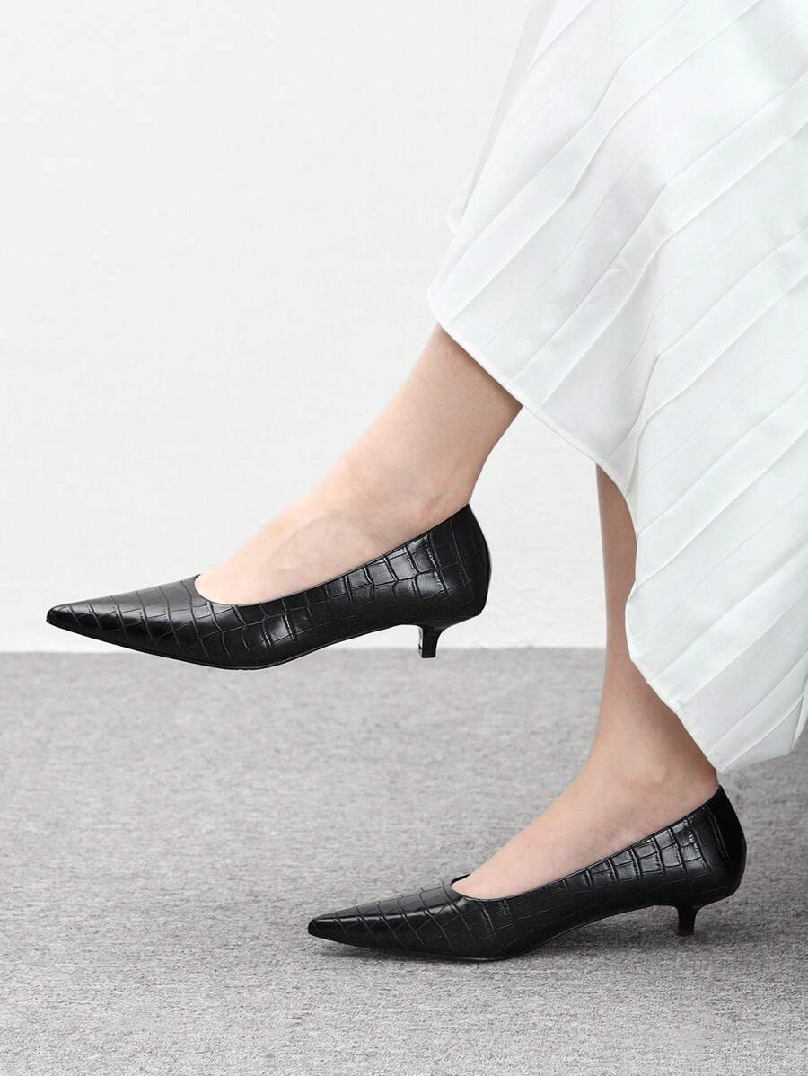 CUCCOO BIZCHIC Damen Spitzschuh Kitten Heel Pumps mit Alligator-Prägung ...