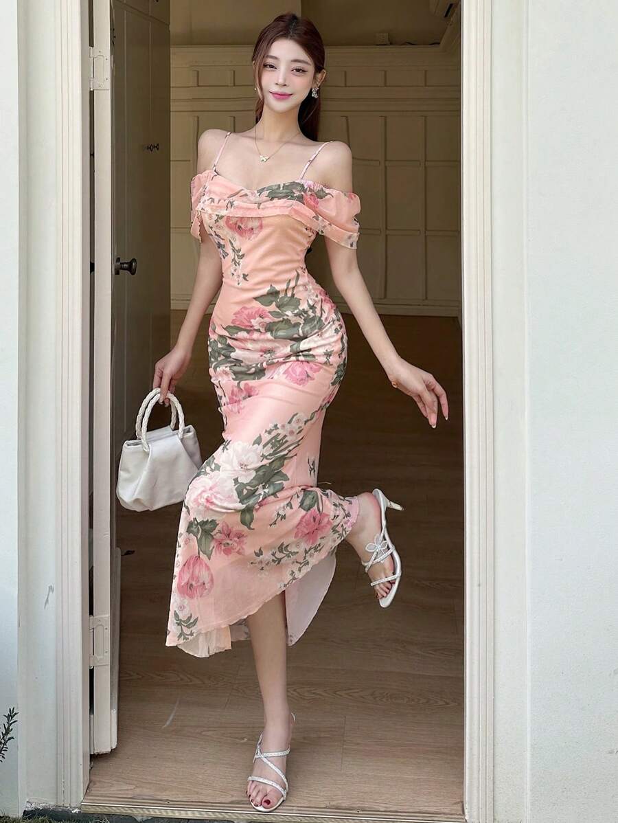 DAZY Women's Ditsy Floral Print Waist-Cinched Off Shoulder Chiffon Fish Tail Midi Dress | SHEIN USA