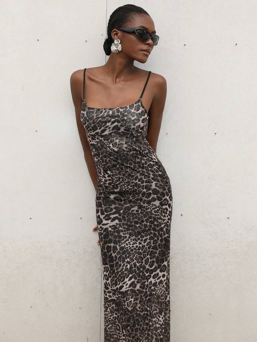 Aveloria Modichic Black, White, Gray High-End Leopard Print Elastic ...