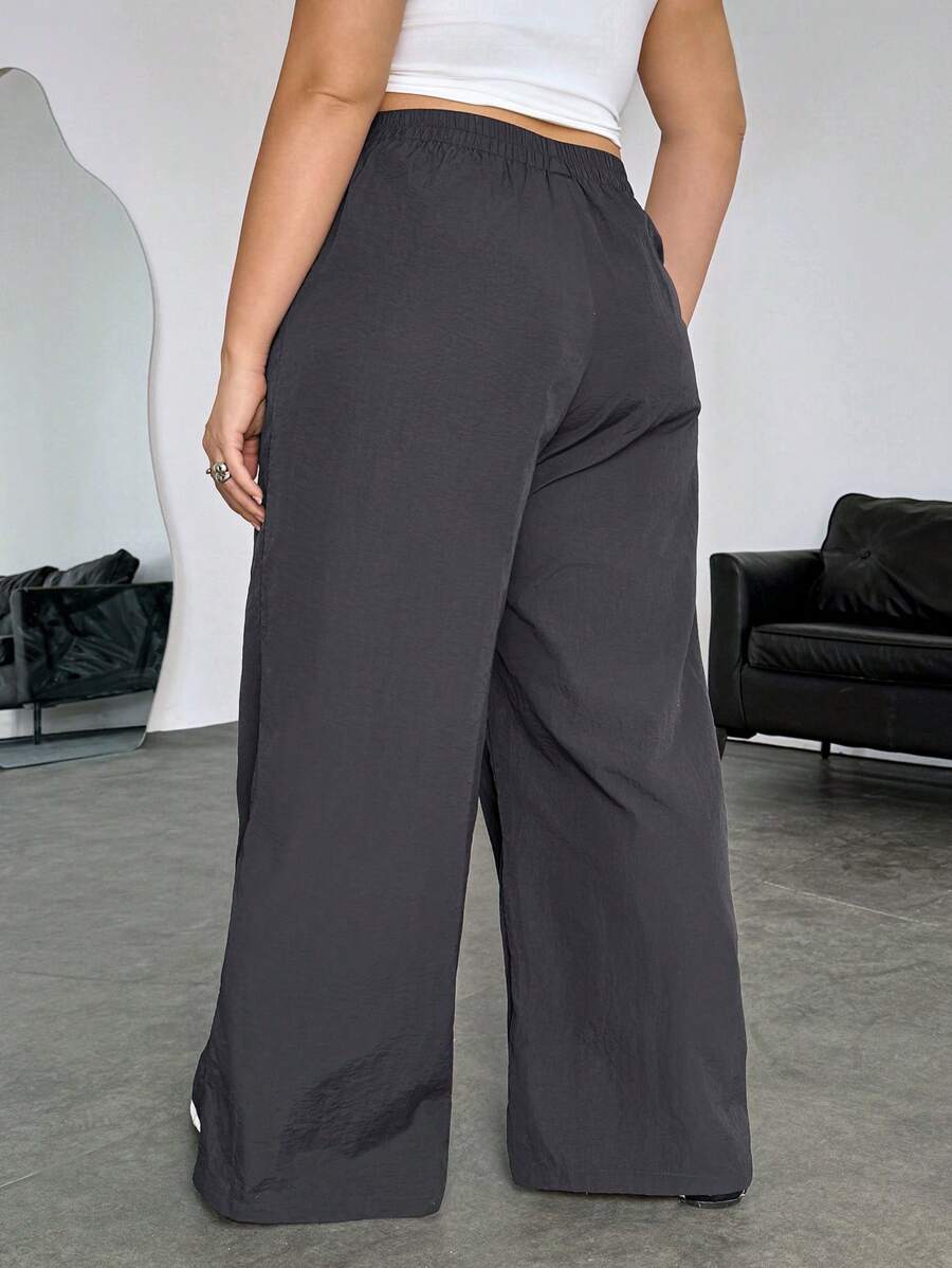 SHEIN EZwear Calça cargo plus size relaxada com perna reta, cinza ...