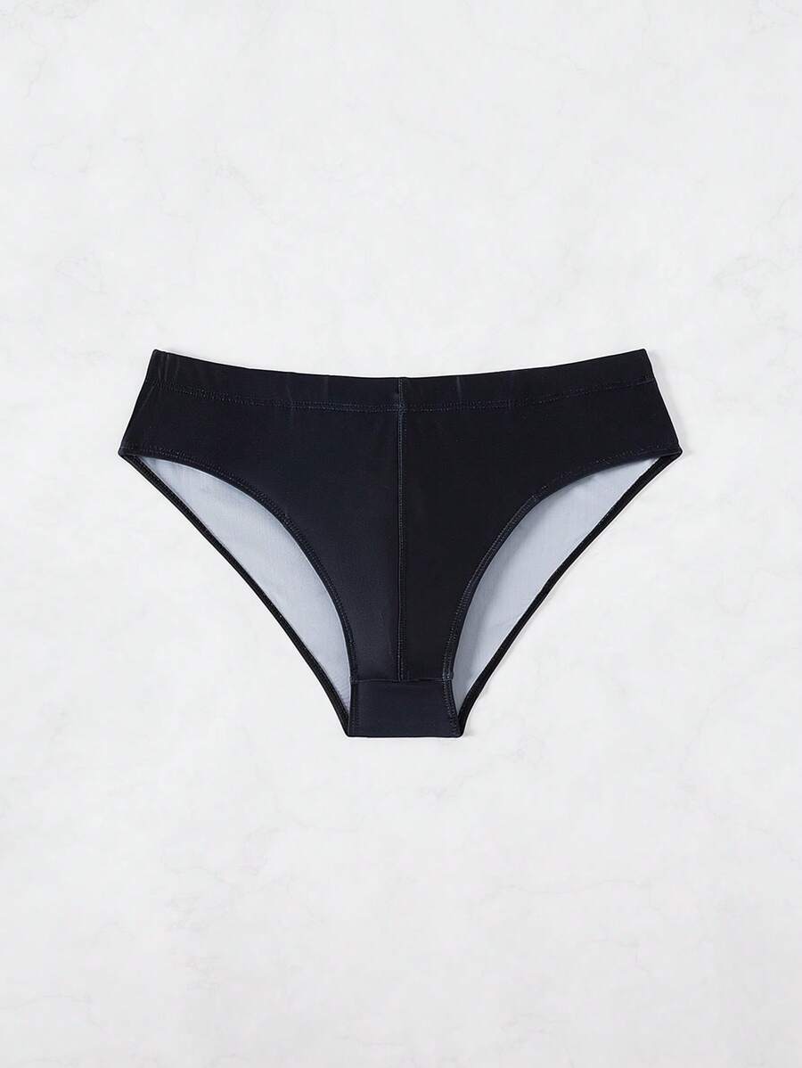 Manfinity KASUA Men's Solid Color Casual Triangle Swimming Trunks ...