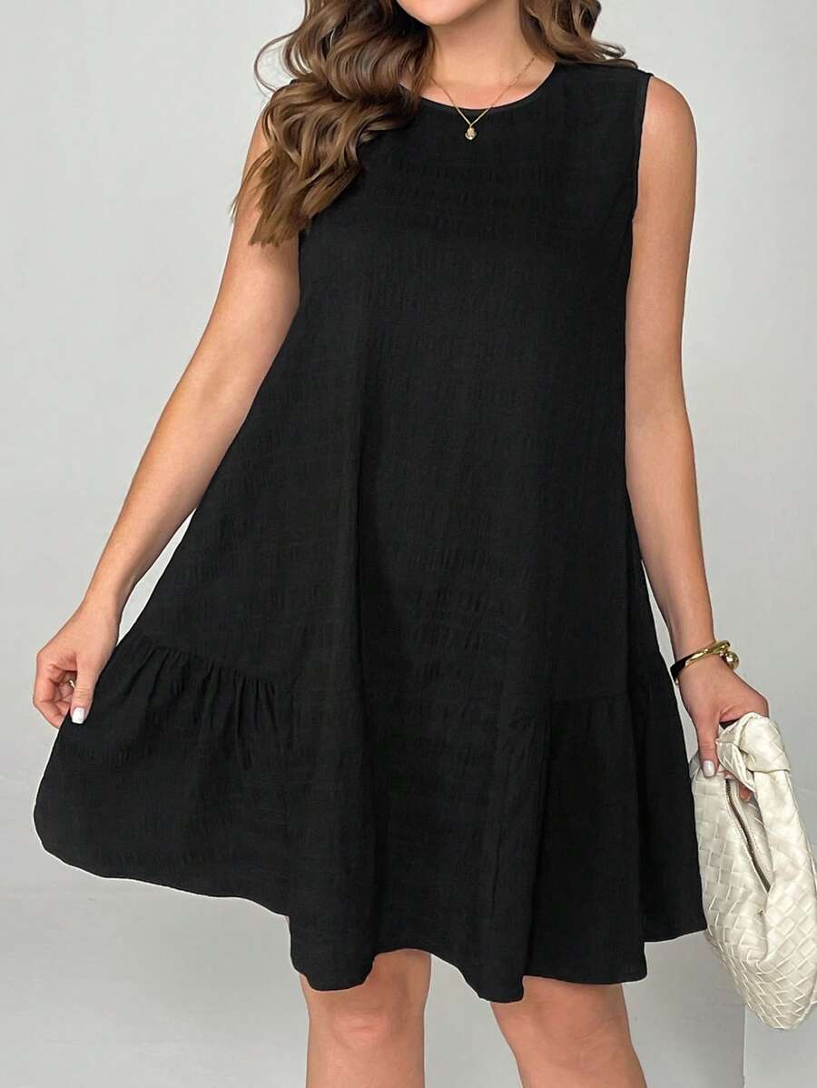 SHEIN Essnce Plus Size Casual Solid Color Textured Sleeveless Dress | SHEIN UK