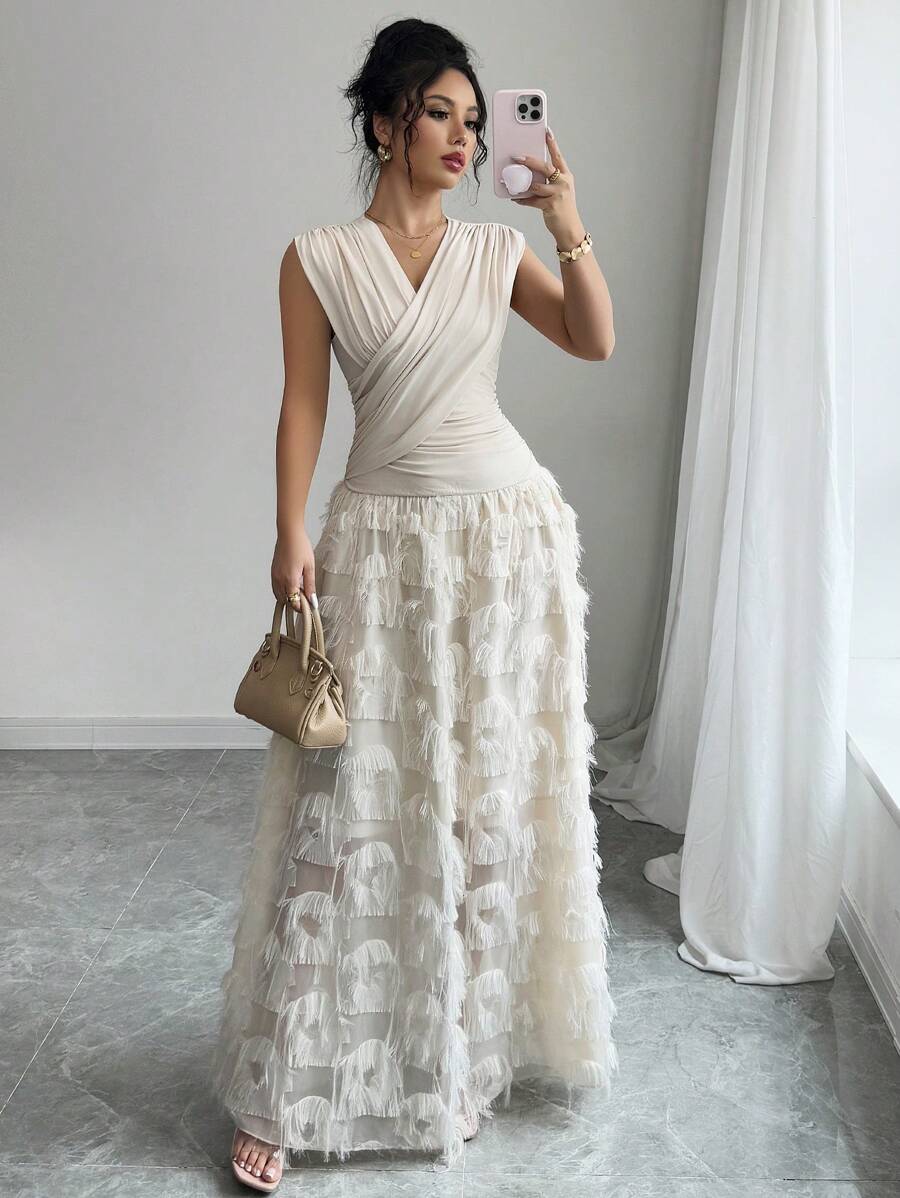 Rafferiza Elegant Vacation V-Neck Ruched Texture Splice Dress | SHEIN USA