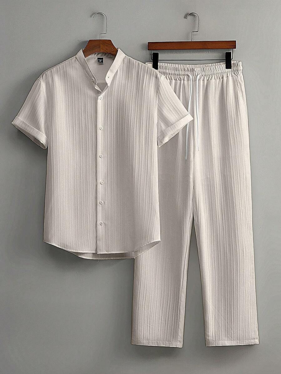 Manfinity Homme 2pcs Men Casual Solid Color Textured Short Sleeve Shirt ...