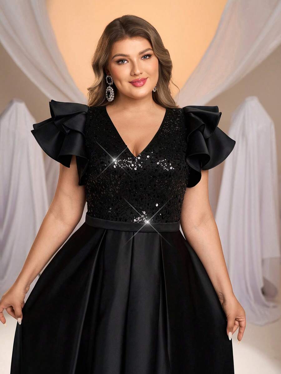 Glamrae Plus Size Black Elegant & Romantic V-Neck Beaded Panel Satin ...