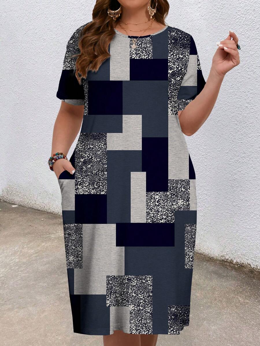 EMERY ROSE Plus Size Textured Color Block Print Dress, Suitable For ...