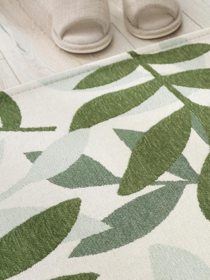 Leaf Pattern Rugs