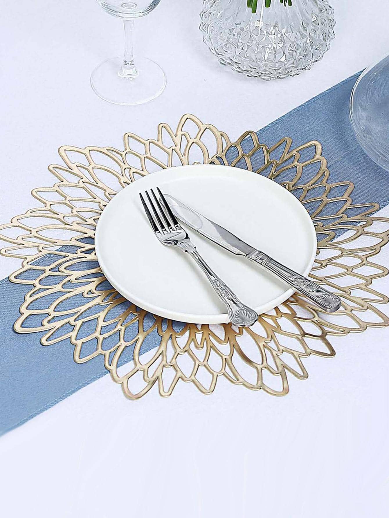 1pc PVC Table Mat, Creative Metallic Flower Hollow Placemat For Party ...