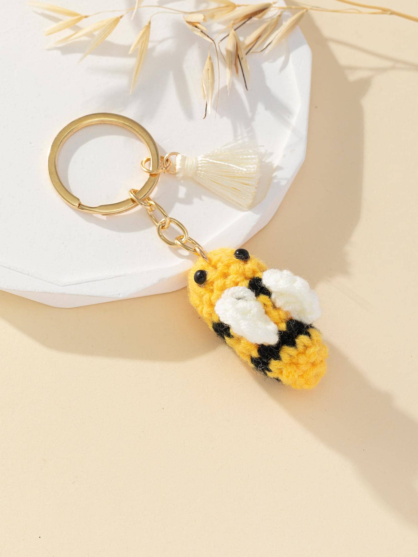 Tassel & Bee Charm Keychain | SHEIN USA