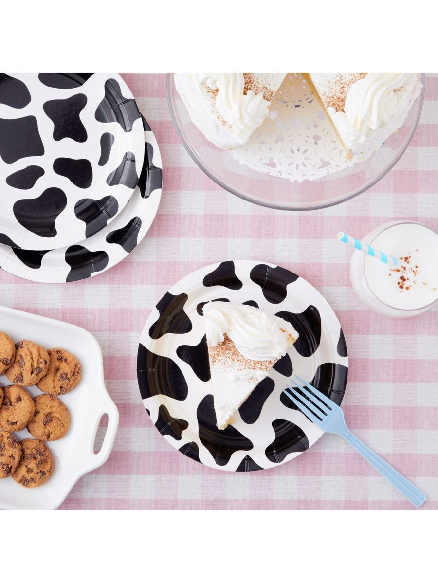 Farm Animal Party Plates, Cow Birthday Supplies (7 In, 80 Pack) | SHEIN USA