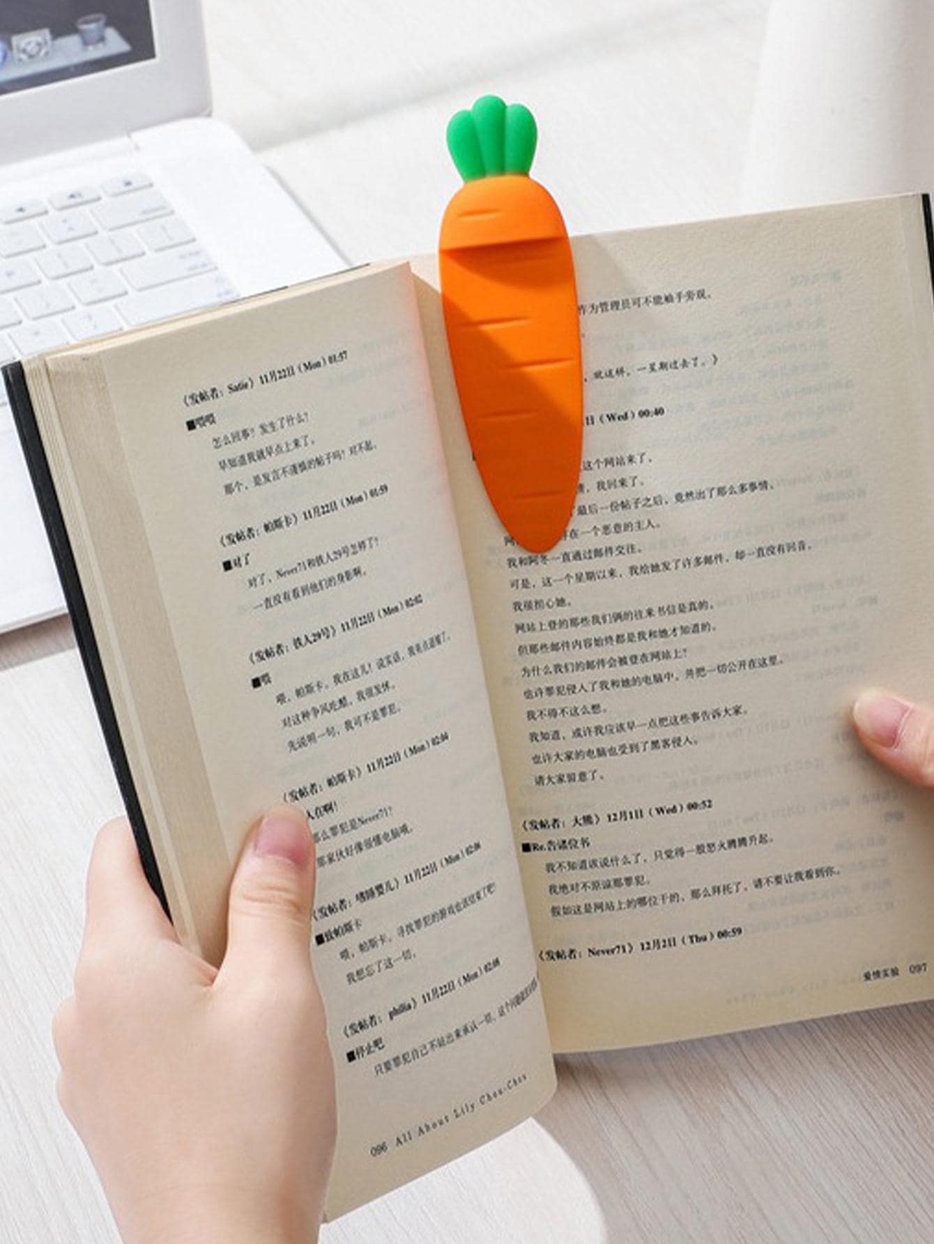 1pc Carrot Design Bookmark, Cute Multi-Purpose Page Marker For Student ...
