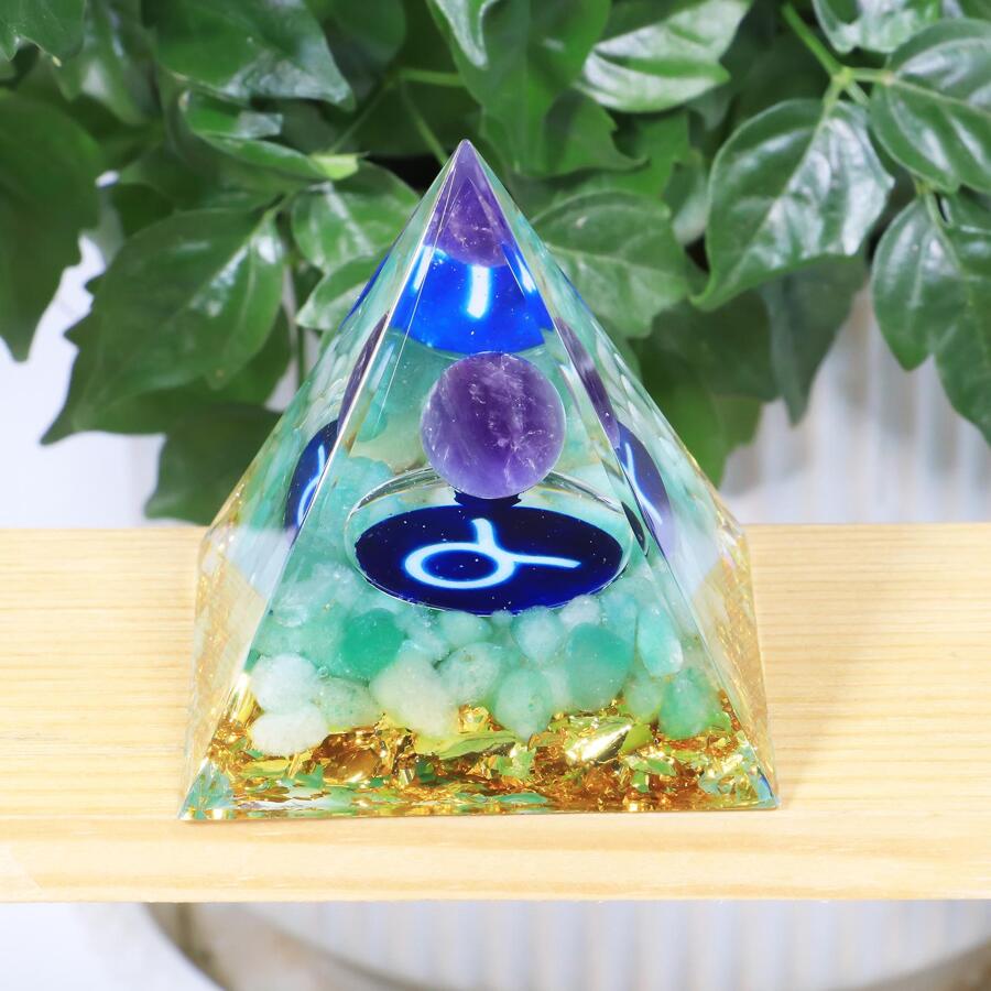 1pc Pyramid Design Decoration Craft, Modern Natural Crystal Decoration ...
