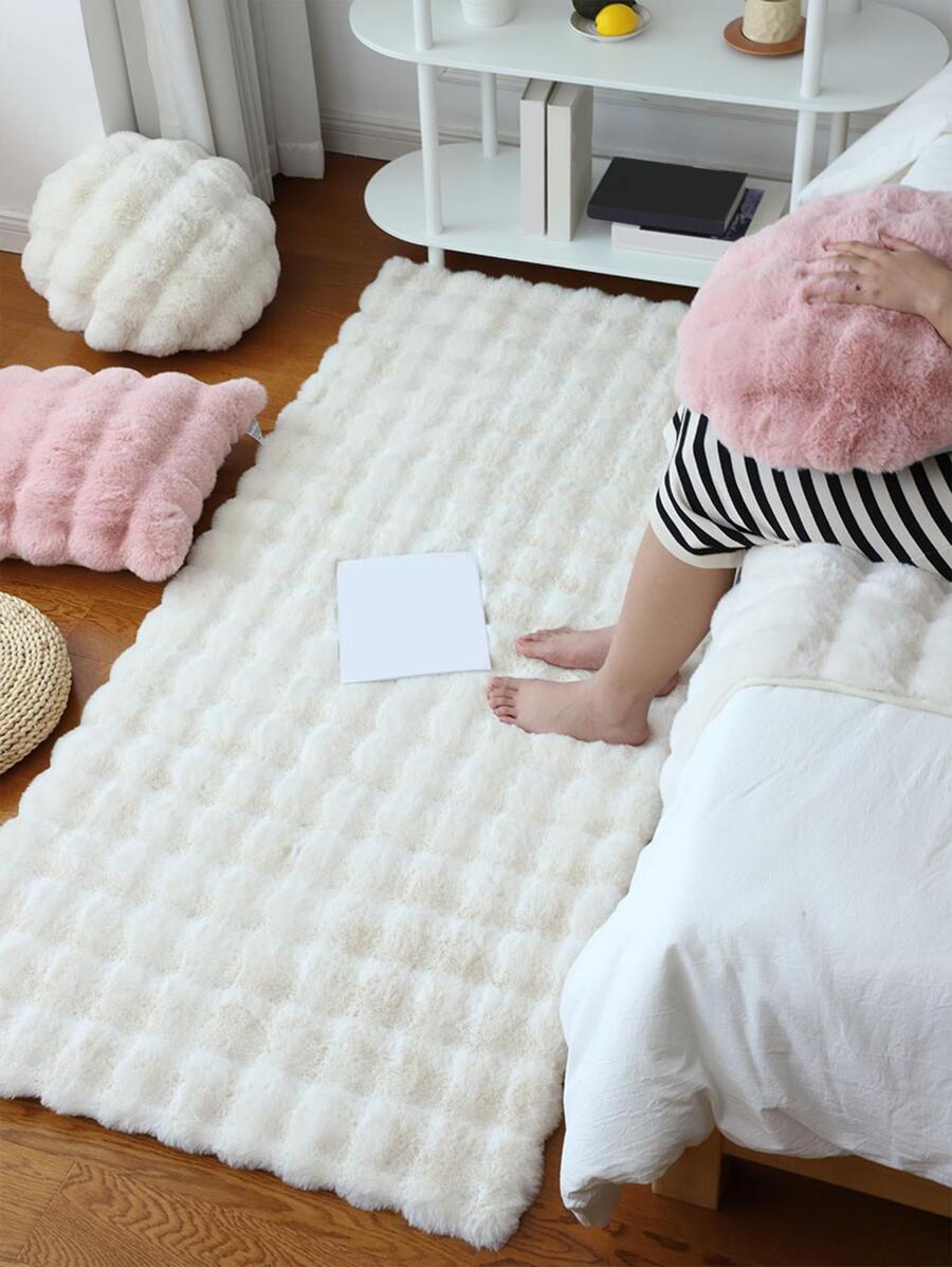 1pc Solid Fuzzy Anti-slip Rug | SHEIN UK
