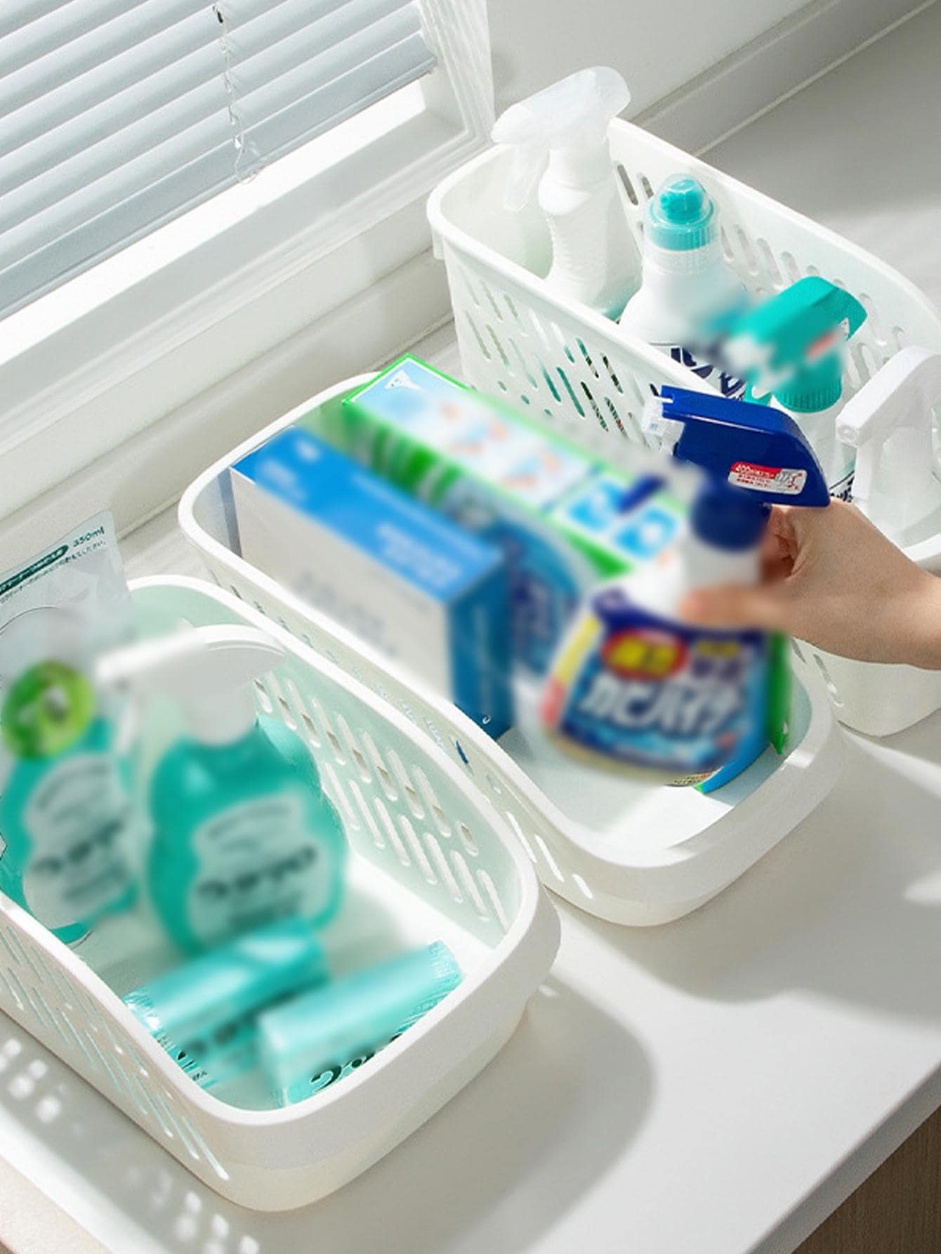 1pc Solid Color Bathroom Storage Box With Wheel, Modern PP Multi ...