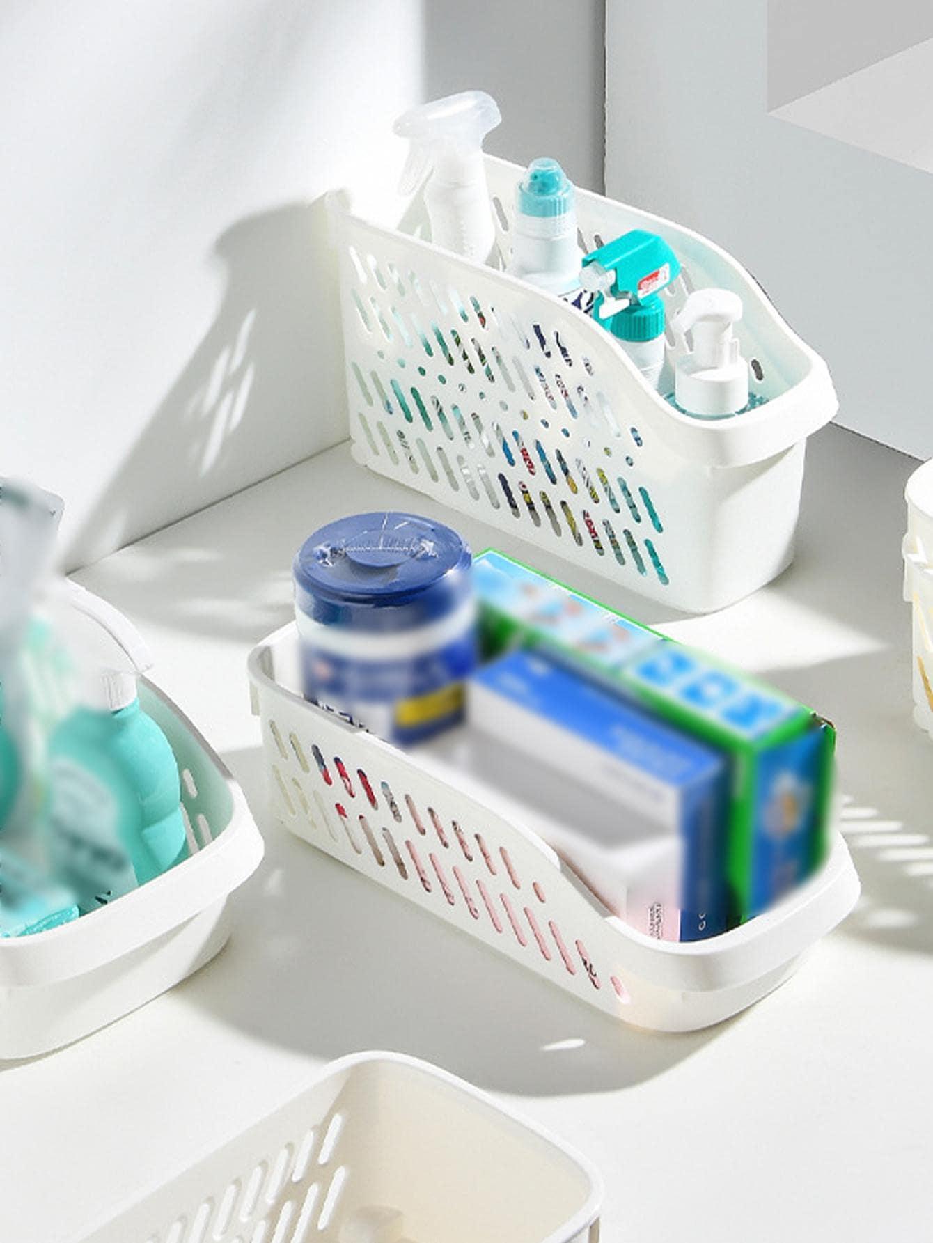 1pc Solid Color Bathroom Storage Box With Wheel, Modern PP Multi ...