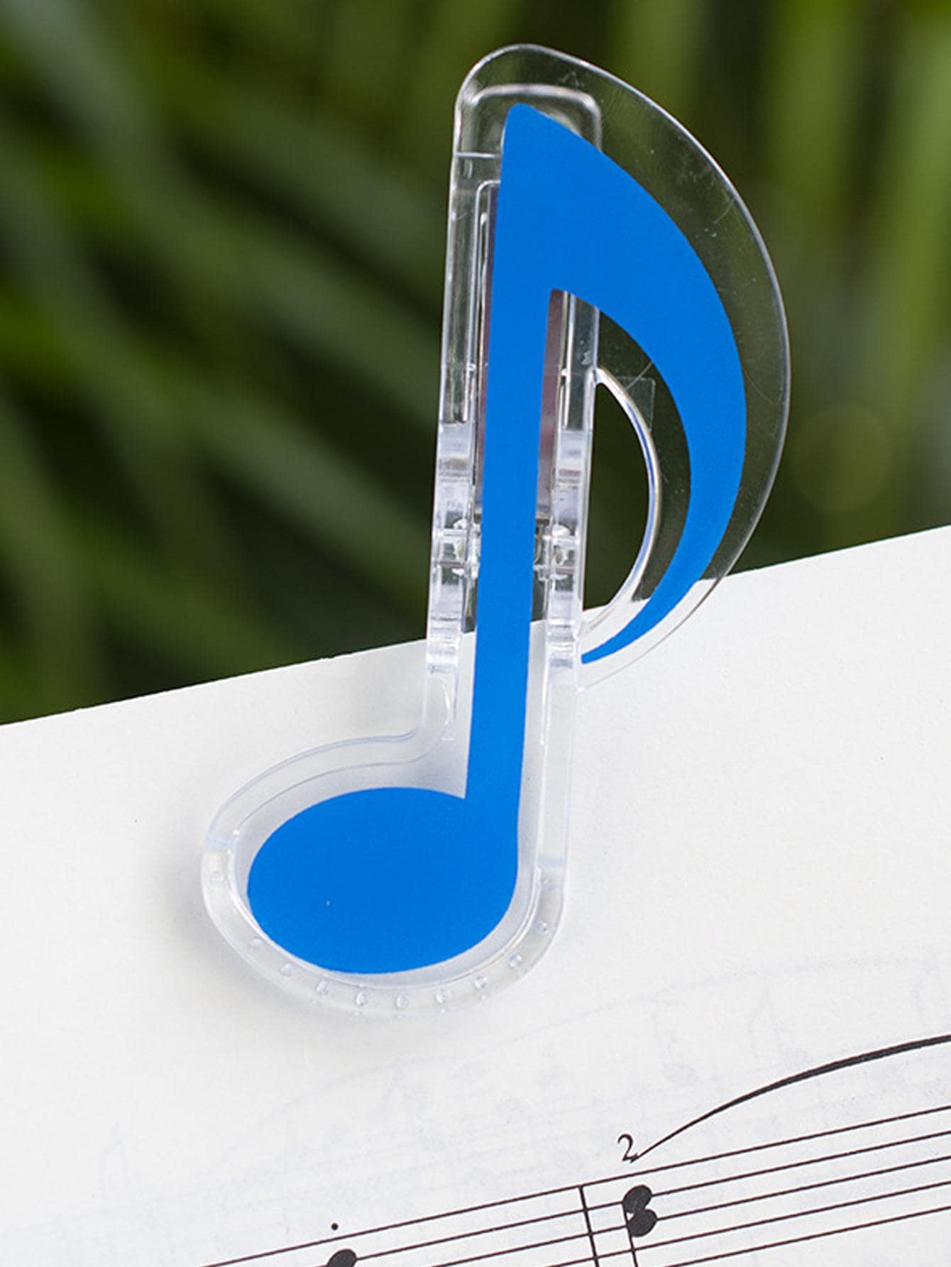 Simple Music Note Design