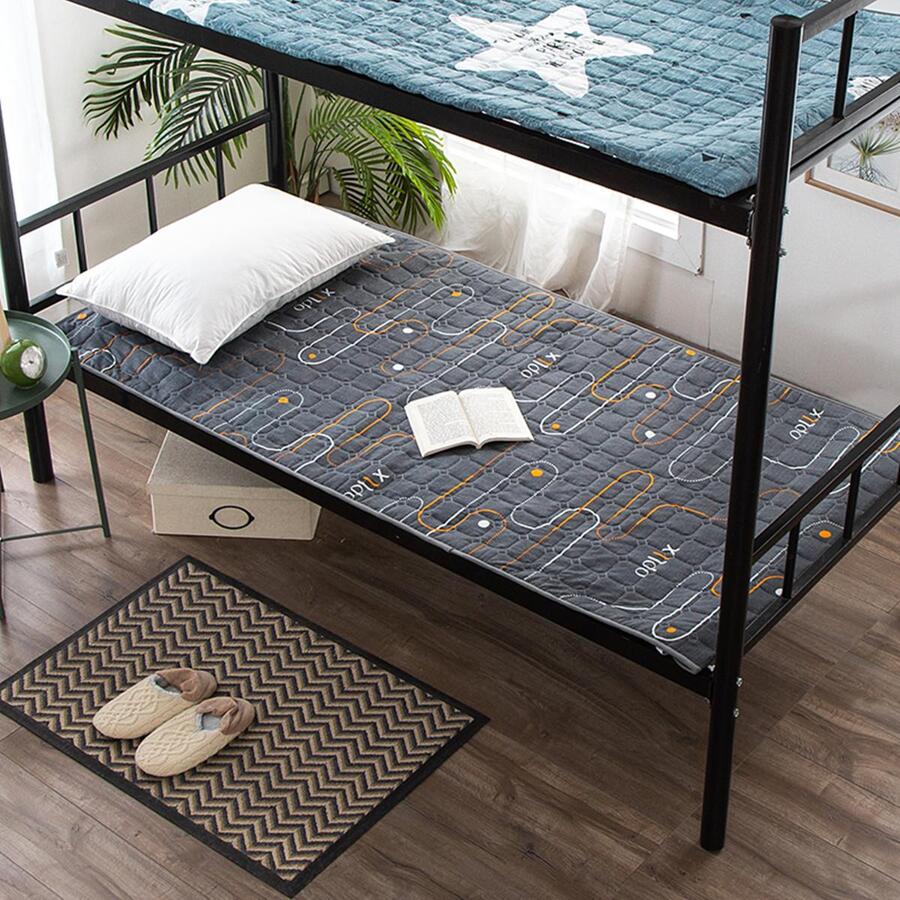 1pc Geometric Pattern Bed Mat | SHEIN USA