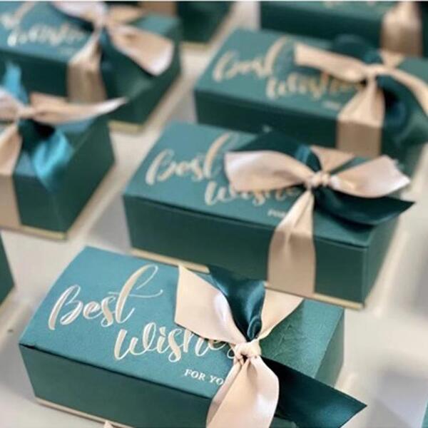 5pcs Wedding Favors Boxes Candy Gift Boxes with Creative Ribbon ...