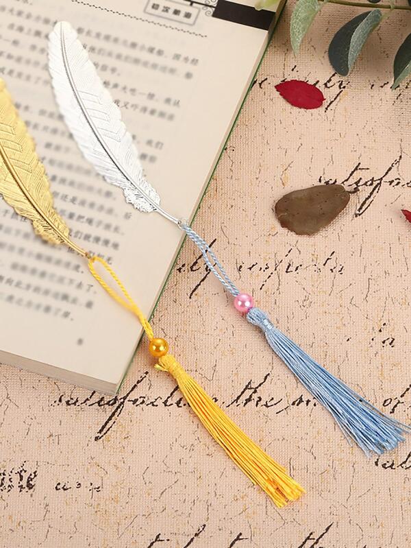 1pc Random Delicate Feather Shaped Bookmarks Stationery Gift | SHEIN USA