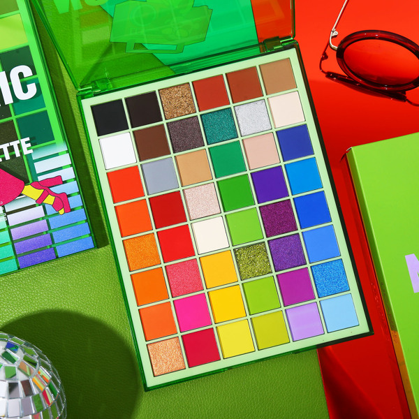 UCANBE Nostalgic Green Eyeshadow Palette - 48 Bright Bold Color Highly ...