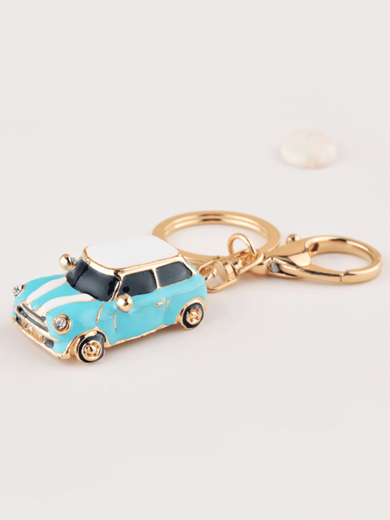 0657 Fashionable Mini Car Keyring, Exquisite Gift & Keychain Pendant ...