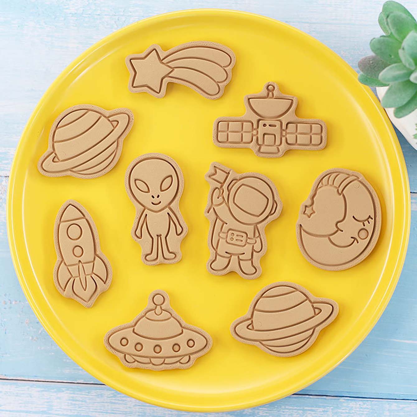 8pcs/set Space Astronaut Cookie Mold Cartoon Alien UFO Flying saucer 3D ...