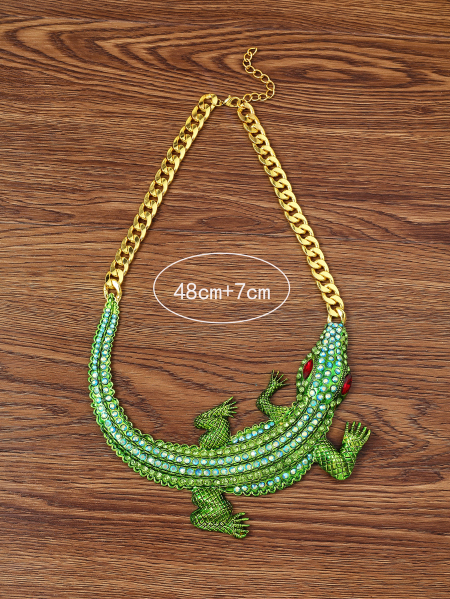 Fashionable Exaggerated Alloy Crocodile Chain Necklace Suitable For ...