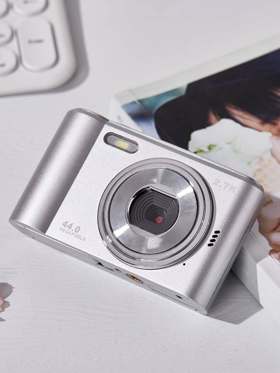 Dc109 Portable Mini Ccd Digital Camera, 4400w Pixels, 2.7k Video ...