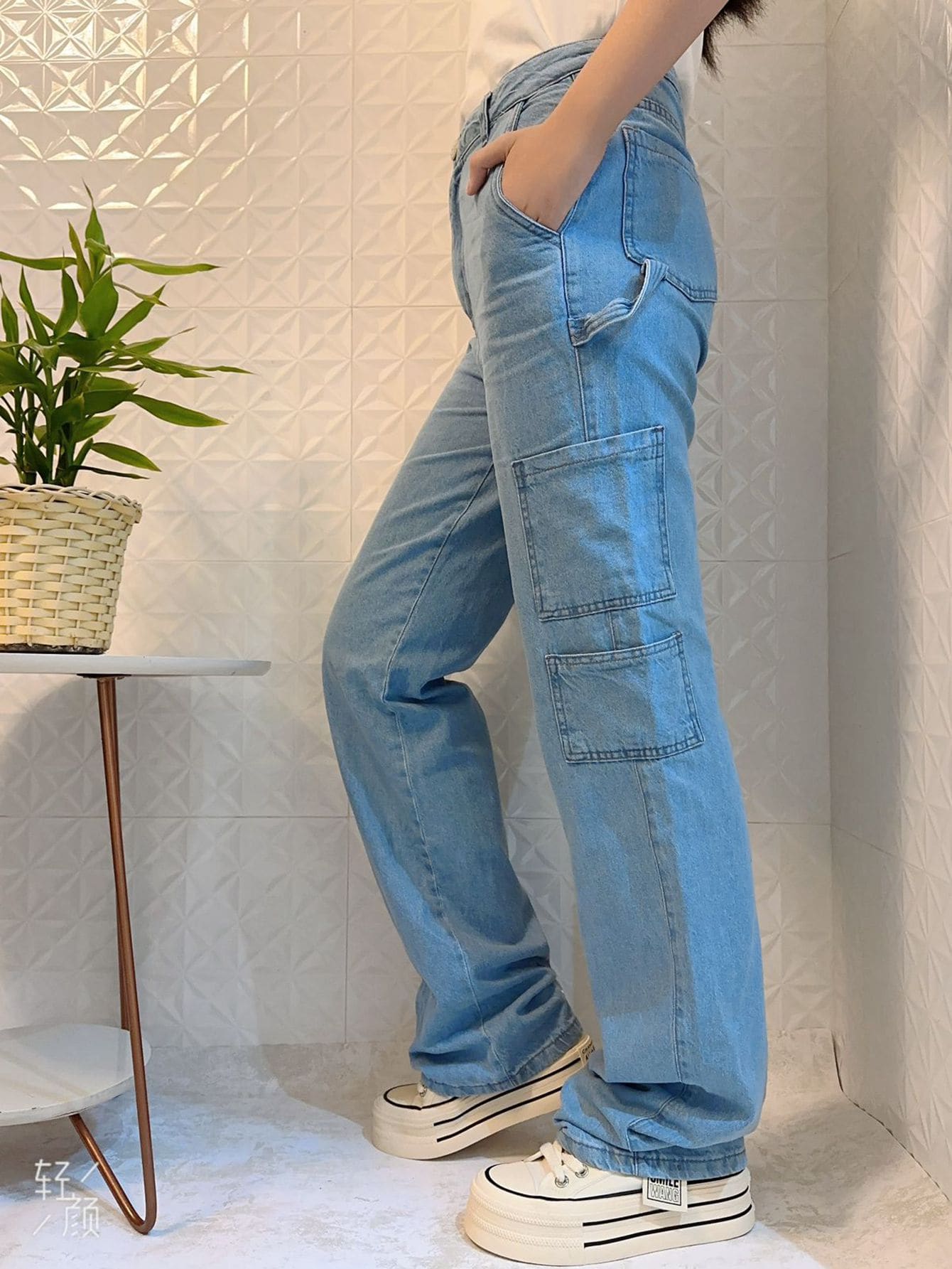 calsa jeans feminina cargo com Botão Bolso Zíper Simples | SHEIN Brasil