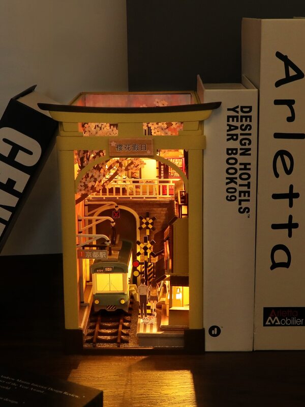 Bookshelf Dollhouse Set With Miniature Sakura Tram Model, Diy Toy House ...