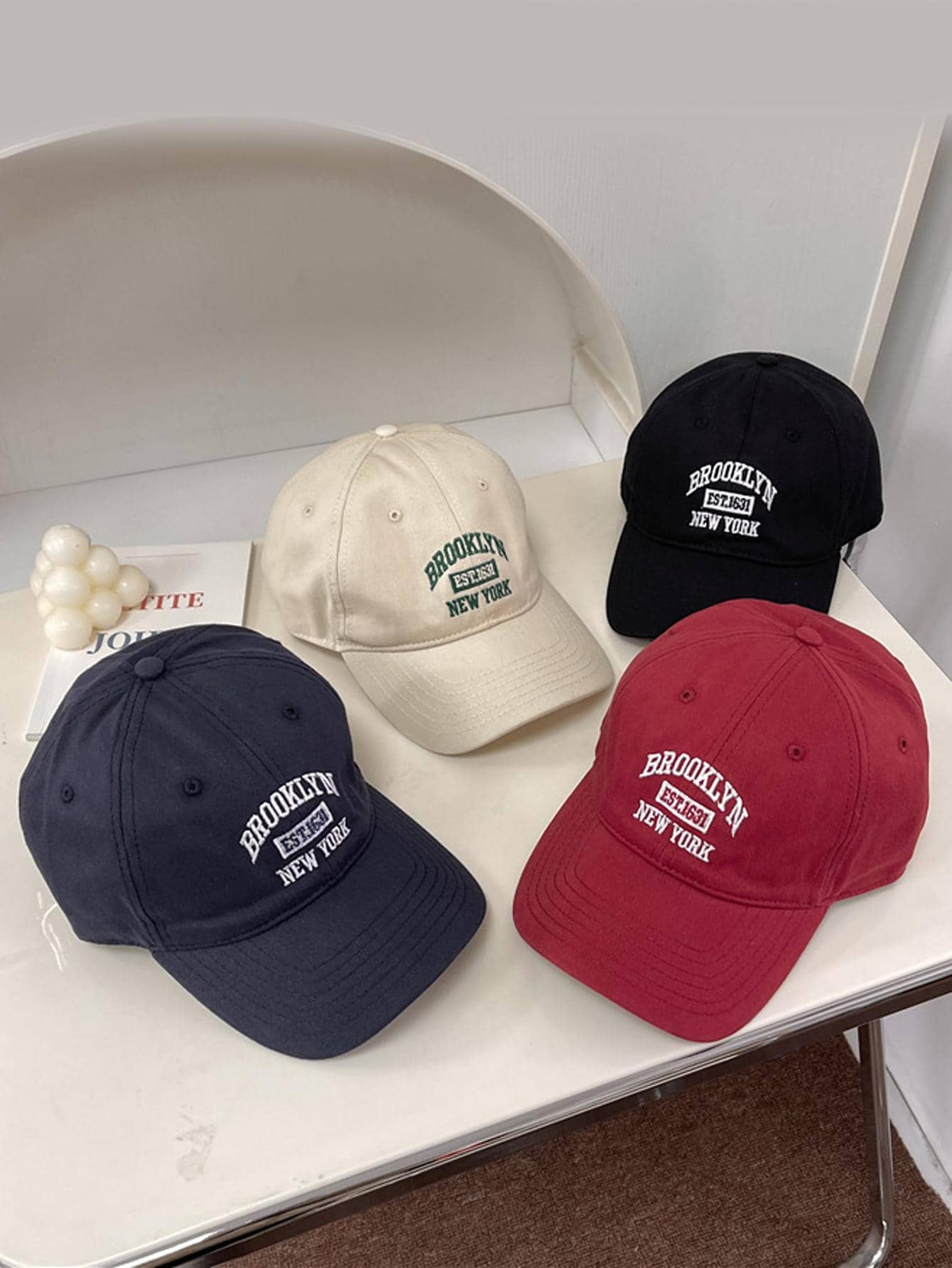 Damen weich Top mit Baseball Cap , mit Kopf Umfang , Amerikanischer ...