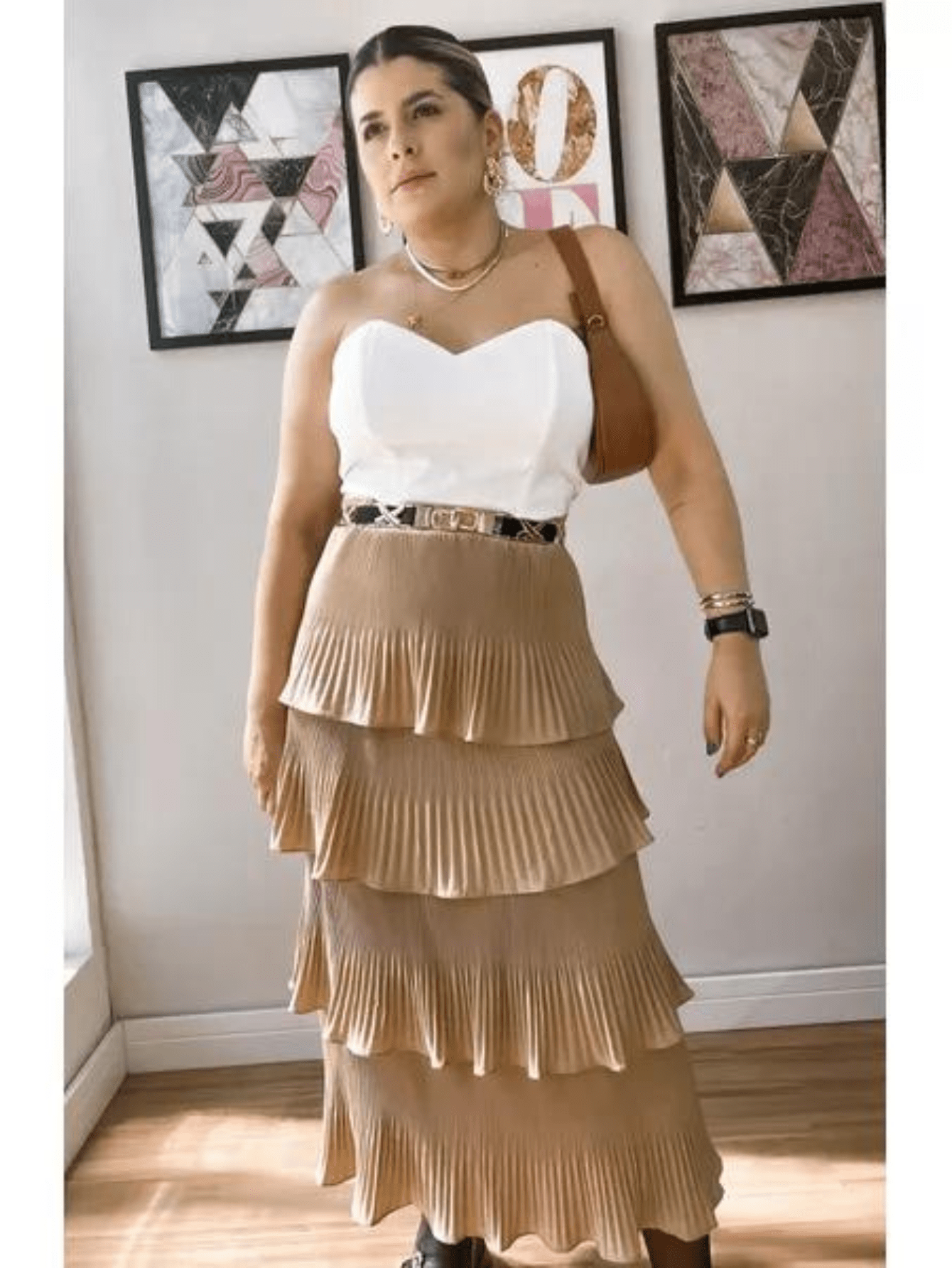 Saia Bege (Dourada) Plissada com 4 camadas 3 Marias cós alto (cintura alta) | SHEIN Brasil