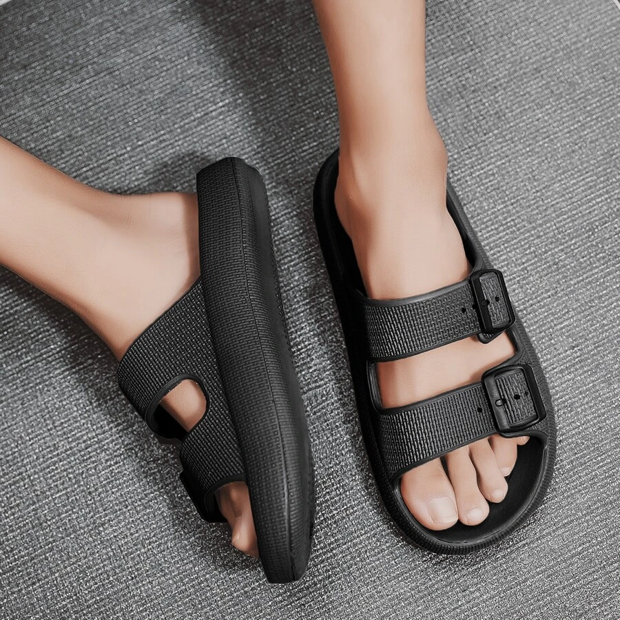 شباشب شاطئ عارية القدمين للرجال، خفيفة وغير زلقة ومناسبة للسفر مع تصميم ...