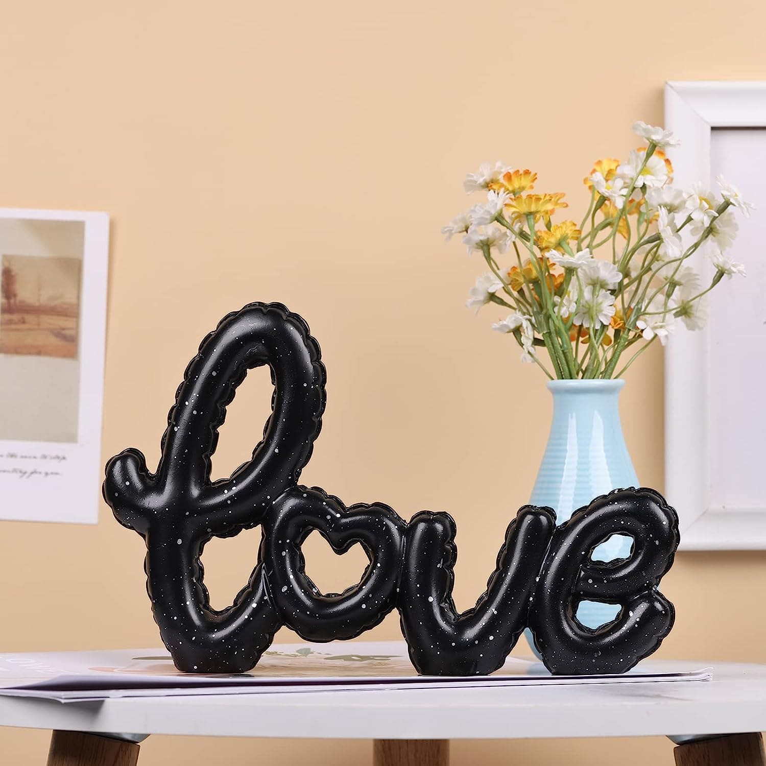 Romantic sweet love art sculpture love logo, office table decoration ...
