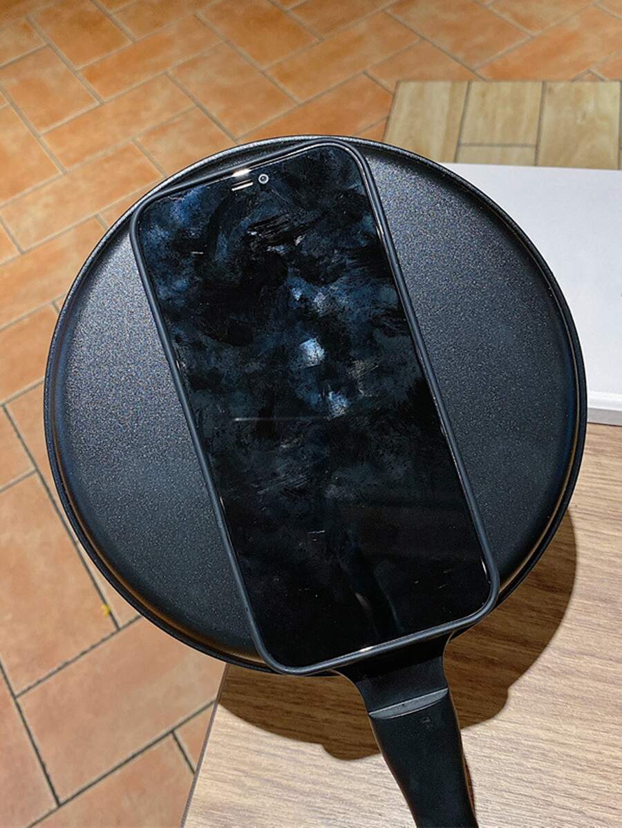 1pc Fried Egg & Funny Creative Frying Pan Design Shockproof Pc Phone ...