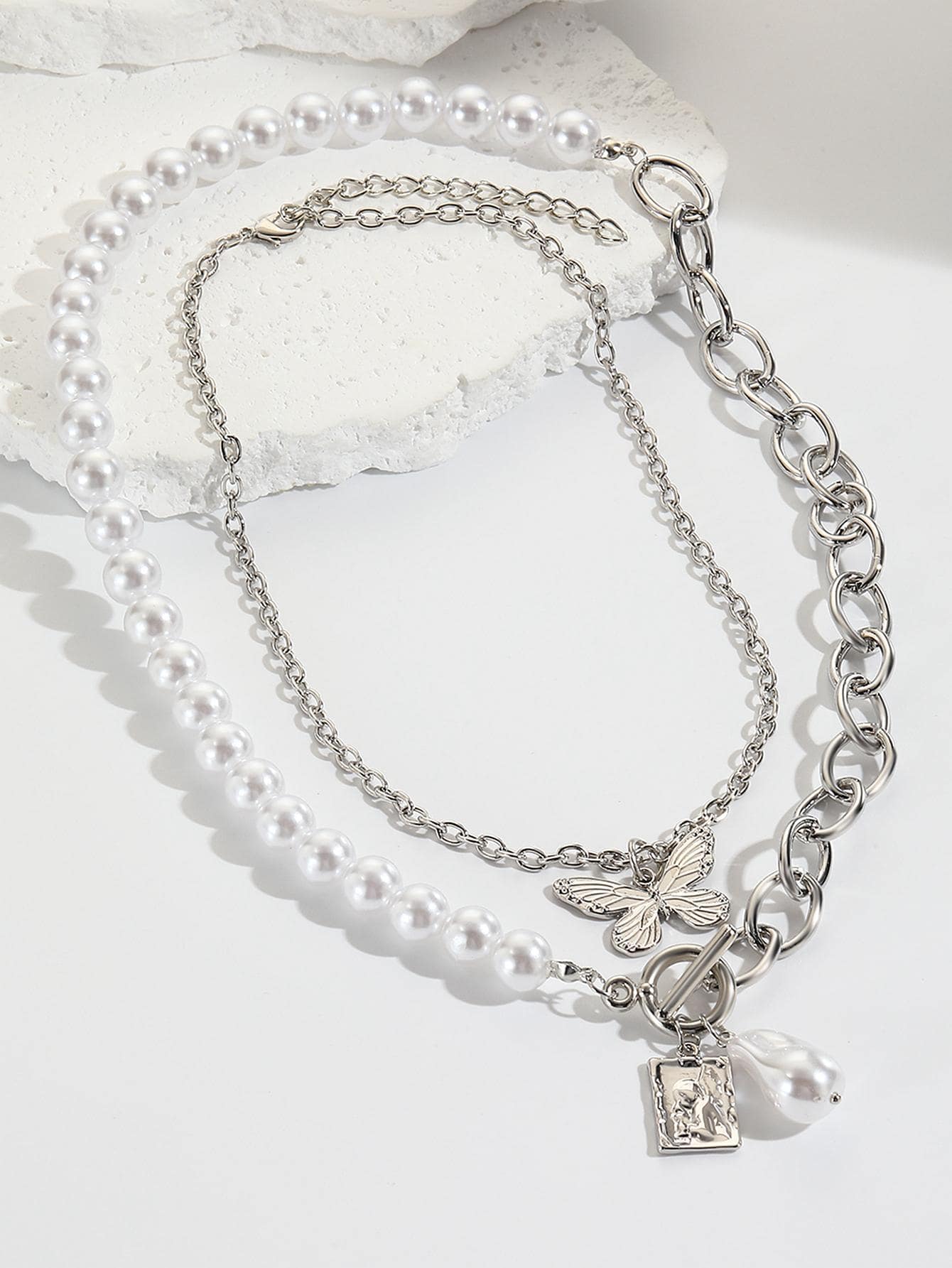 2pcs Butterfly Charm Necklace | SHEIN USA