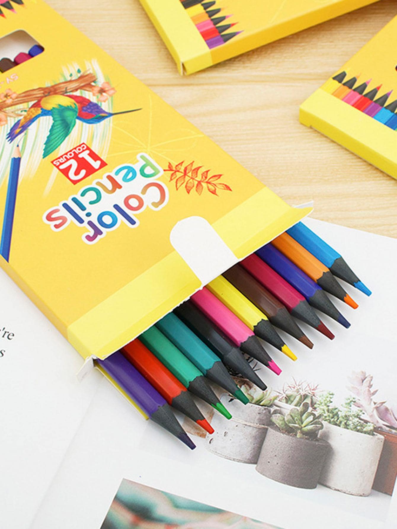 12 Colors Hexagonal Prism Colored Pencils Set With Shiny Black Lead ...