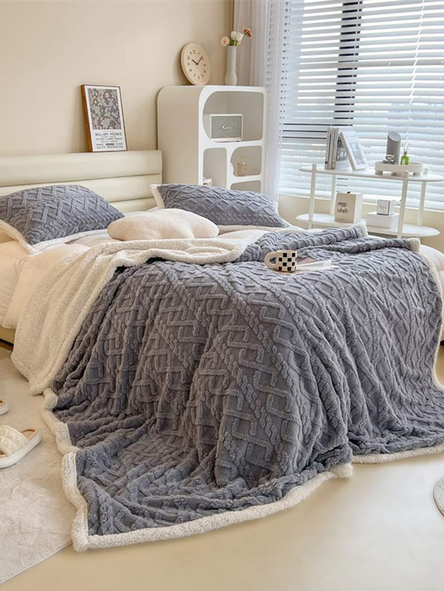 1pc Solid Color Bed Blanket, Double-sided Flannel | SHEIN USA