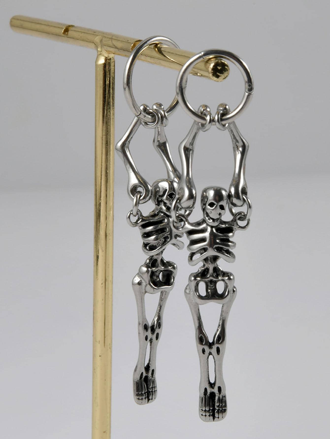 1PC Gothic Skeleton Ear Hoop Hinged clicked Helix Piercing Earring Body ...