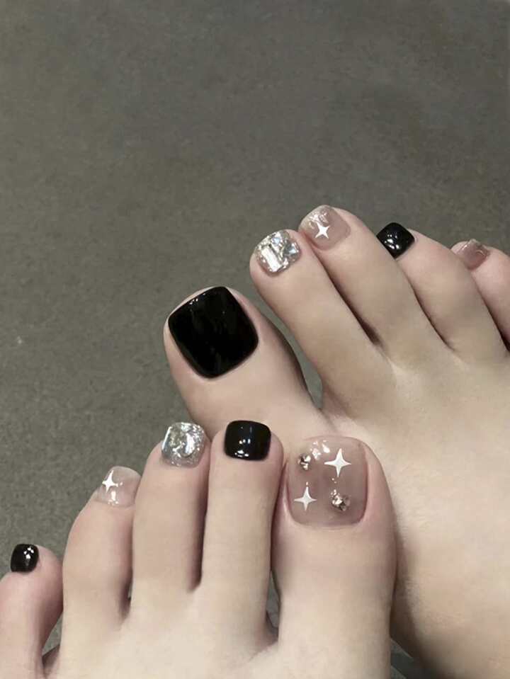 Black And Silver Toe Nail Designs