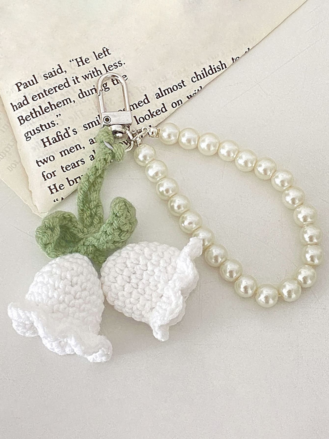 Women Faux Pearls Chain Knitted Flower Pendant Keychains For Keys Bag ...