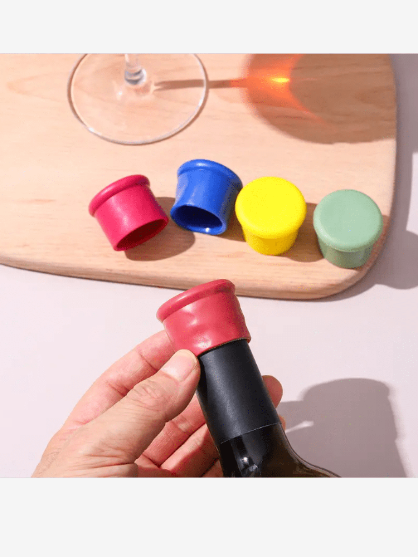 Glass bottle stoppers, kitchen spice bottle caps, red wine bottle ...
