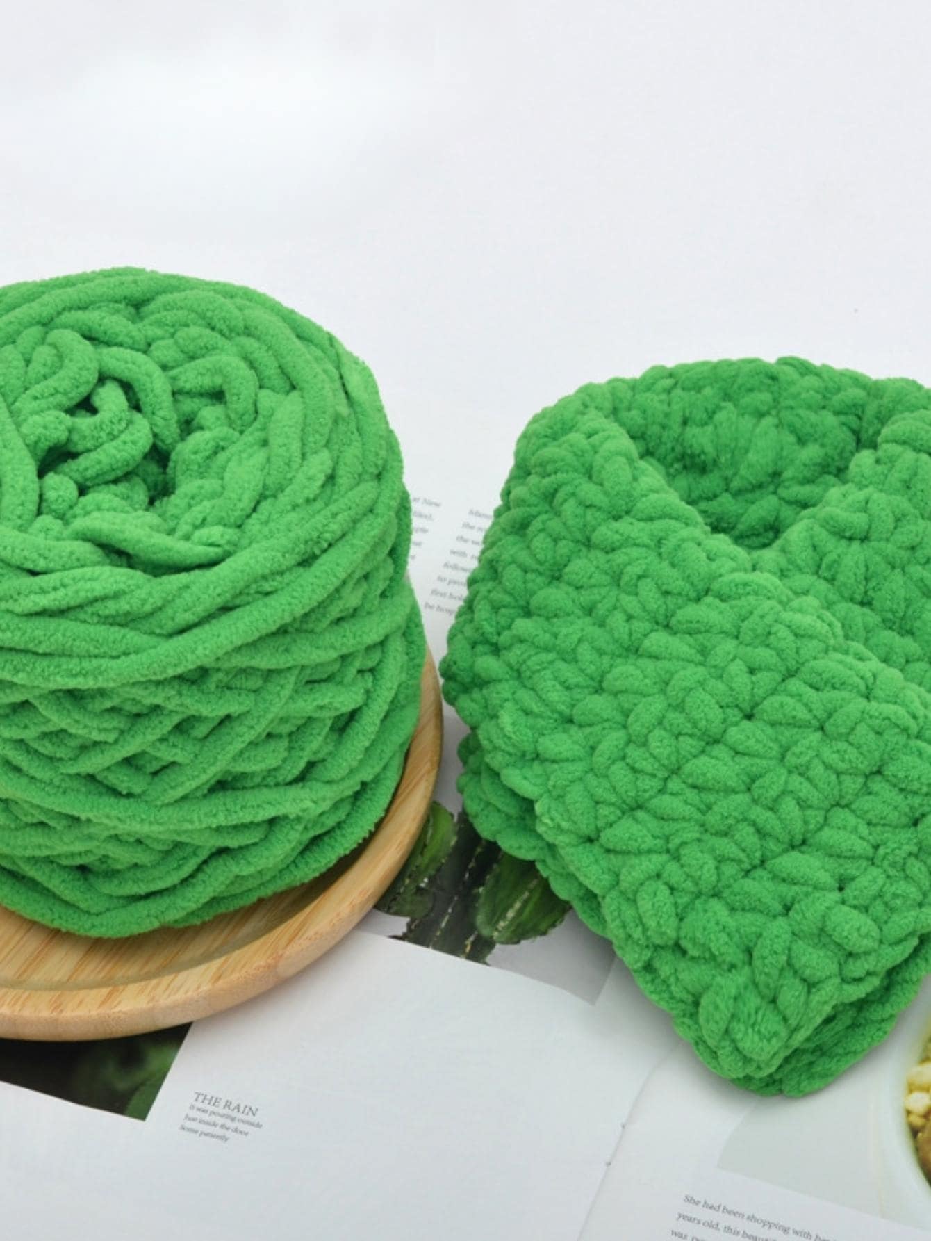 Single Ply Chunky Chenille Yarn For Knitting Blanket, Slippers, Scarf ...