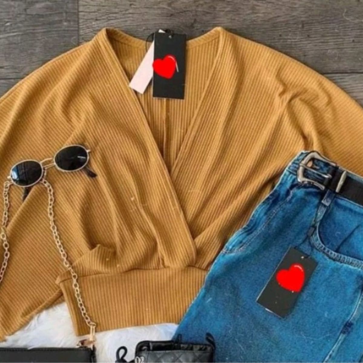 Blusa morcego transpassada decote V cropped feminino Isa. | SHEIN Brasil