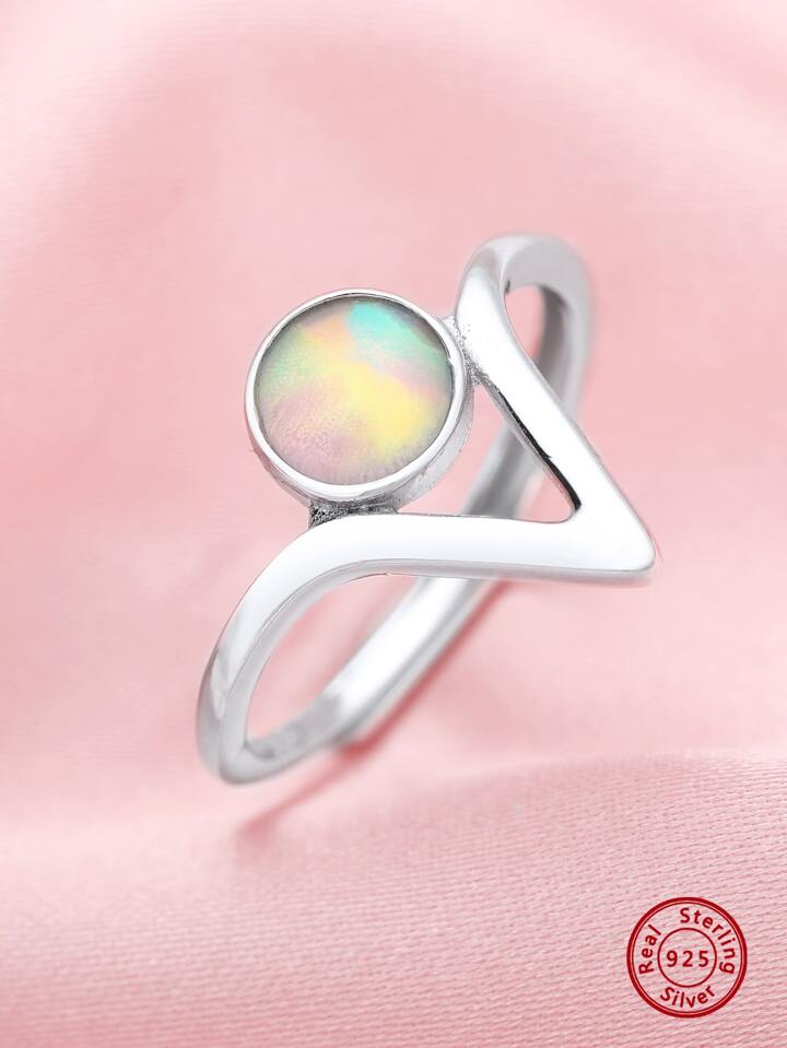 October Birthstone Color