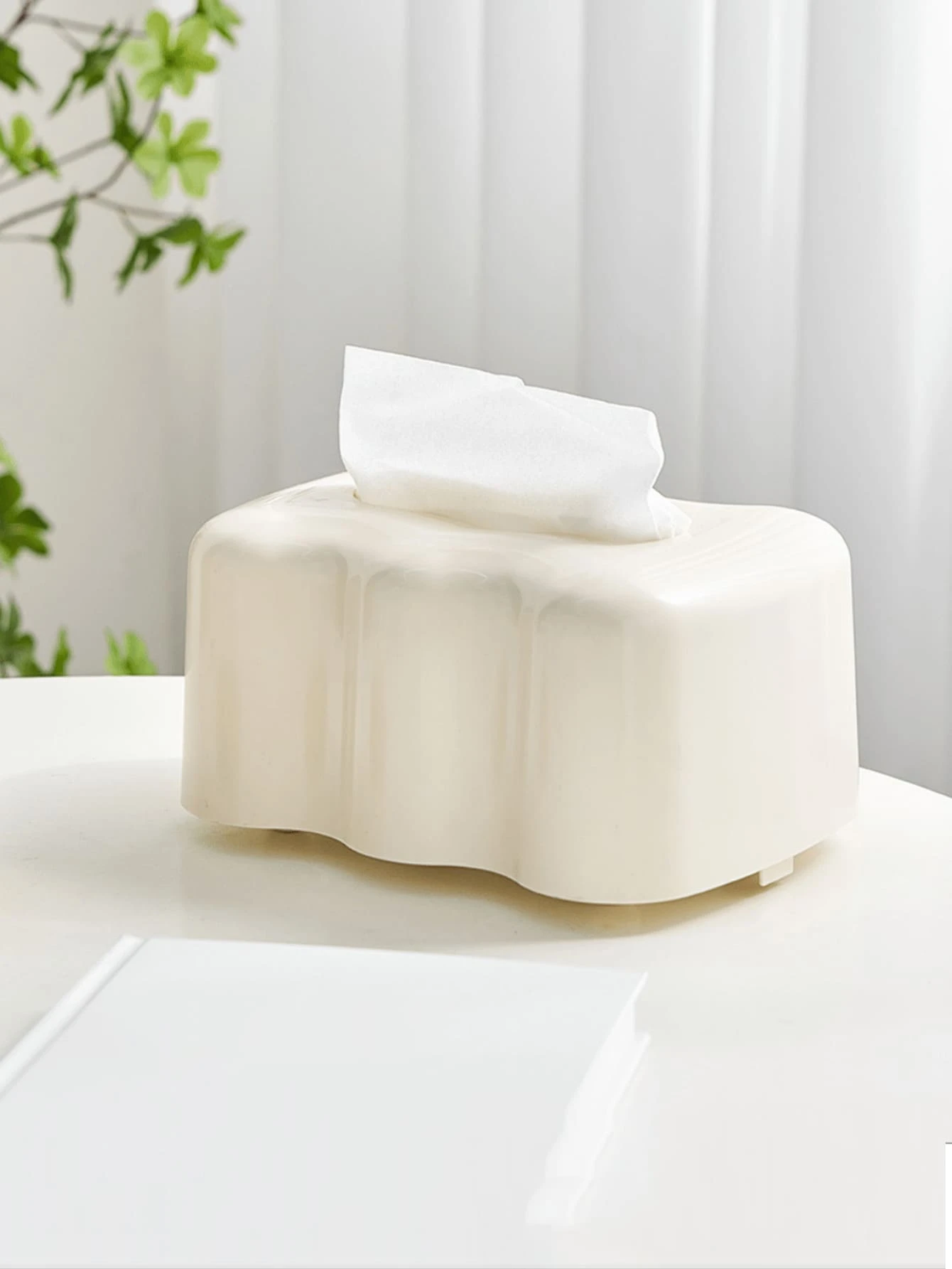 Fresh Style Spring-loaded Tissue Box Holder With Metal Base Plate For A ...