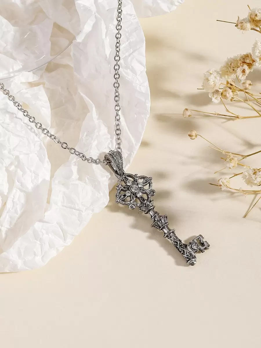 1pc Zinc Alloy Key Shaped Pendant Necklace | SHEIN USA