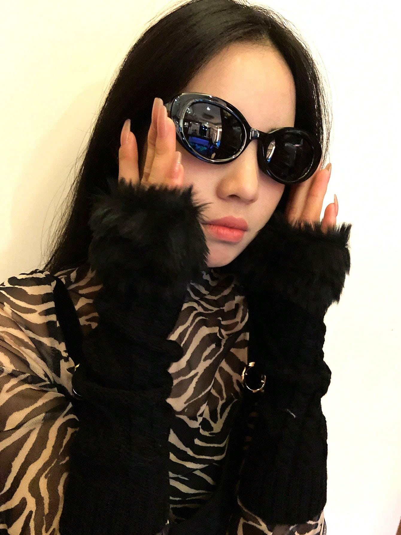 Y2k Style Plush Knitted Half Finger Gloves | SHEIN USA