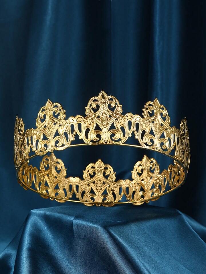 Metal Crown Decor